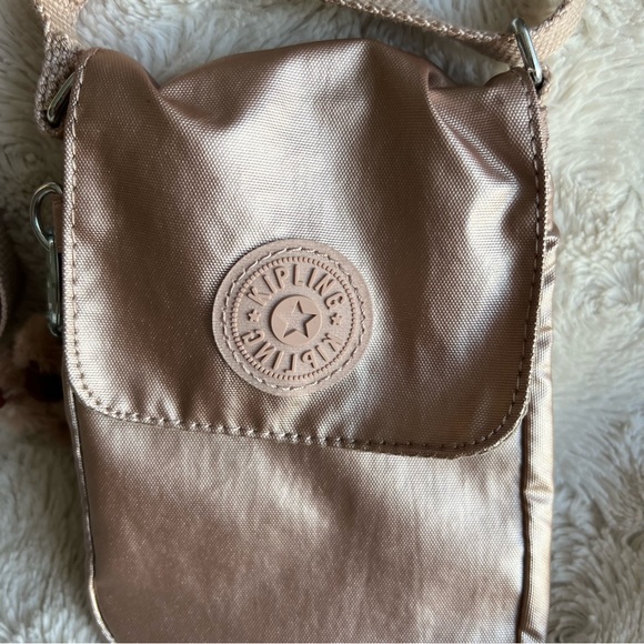 Kipling | Bags | Kipling Tissy Phone Bag Crossbody Quartz Metallic ...